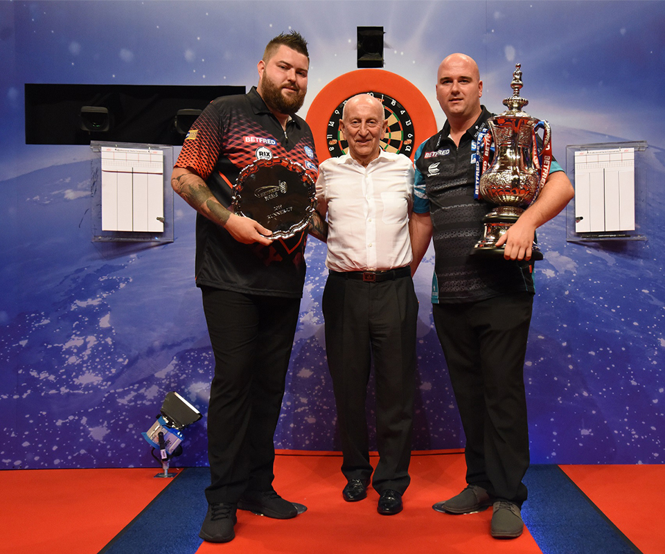Betfred extends contract as title sponsor of PDC Betfred World ...